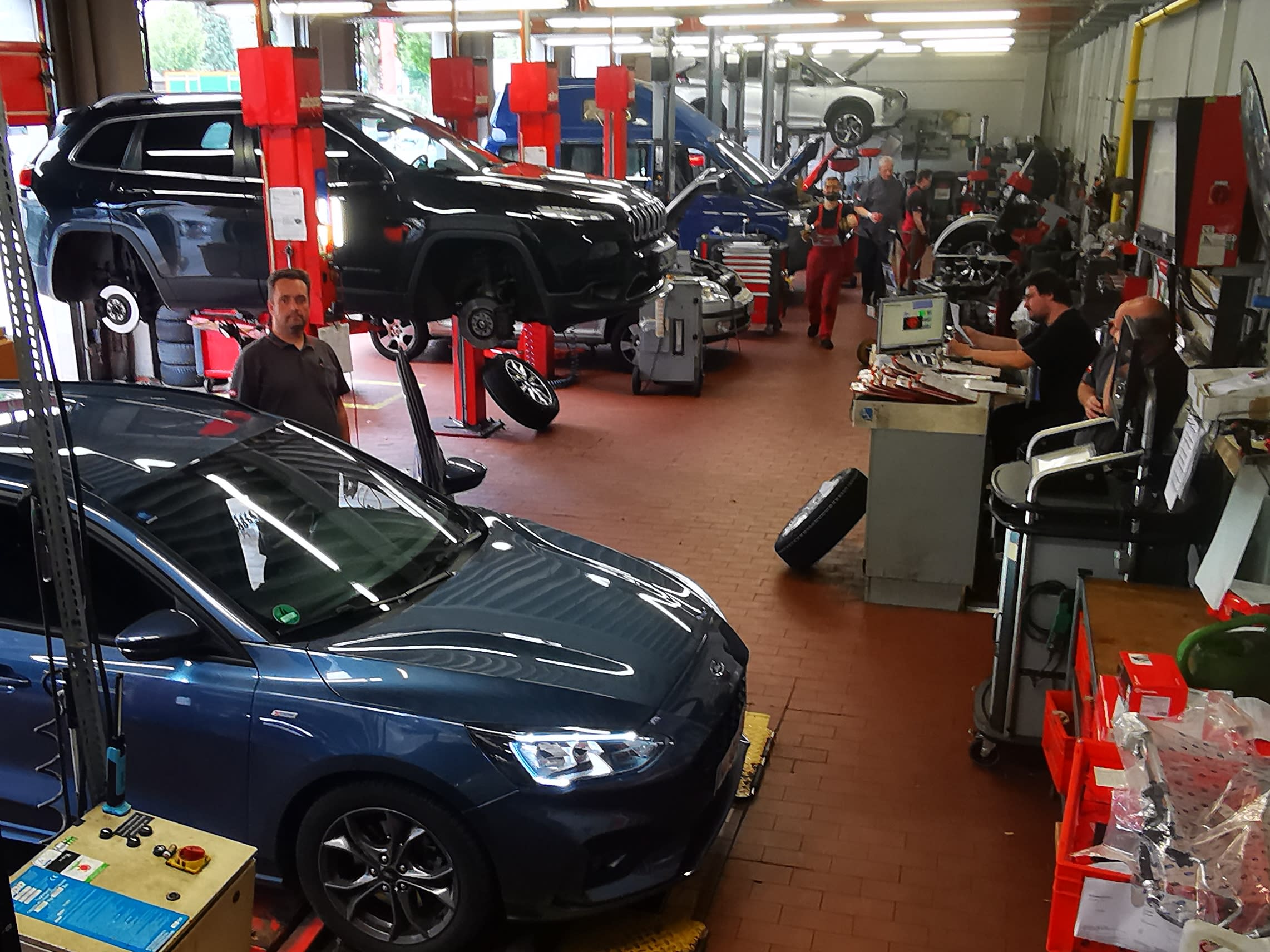 ATU Köln - Nordrhein-Westfalen - Duerener Str. 411 | ATU