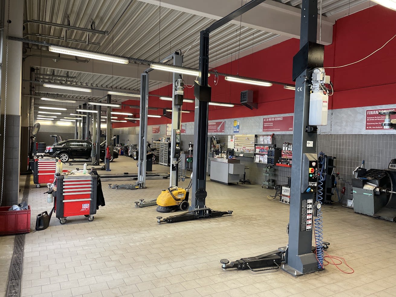 ATU Stuttgart - Baden-Württemberg - Ulmer Str. 225 | ATU