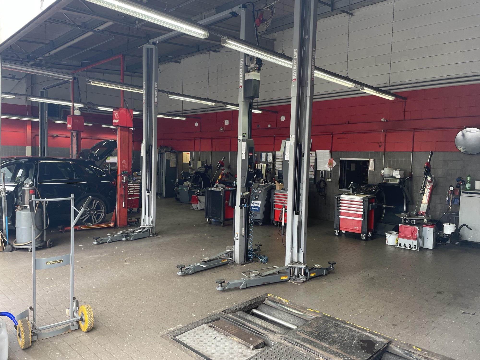 ATU Raunheim - Hessen - Anton-Flettner-Str. 3 | ATU