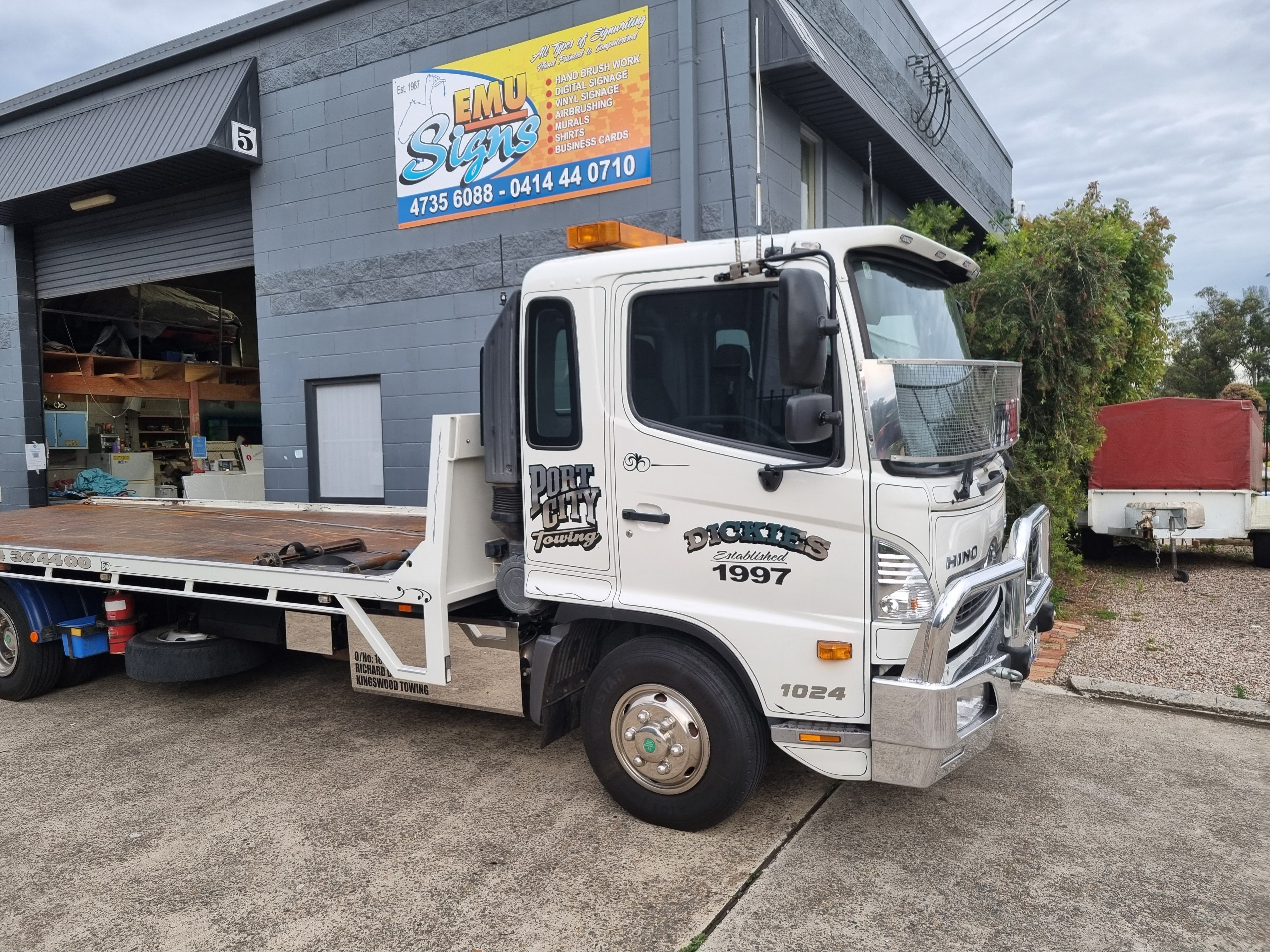 Emu Signs | High Quality Vehicle Signage and Signwriting