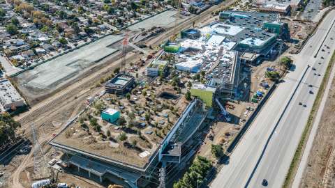 Meta 12_Wide_3940x2160