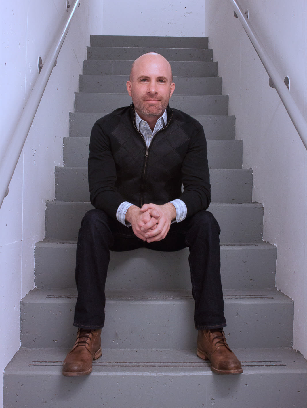 How to Build A Winning CRM Strategy (In 10 Steps)