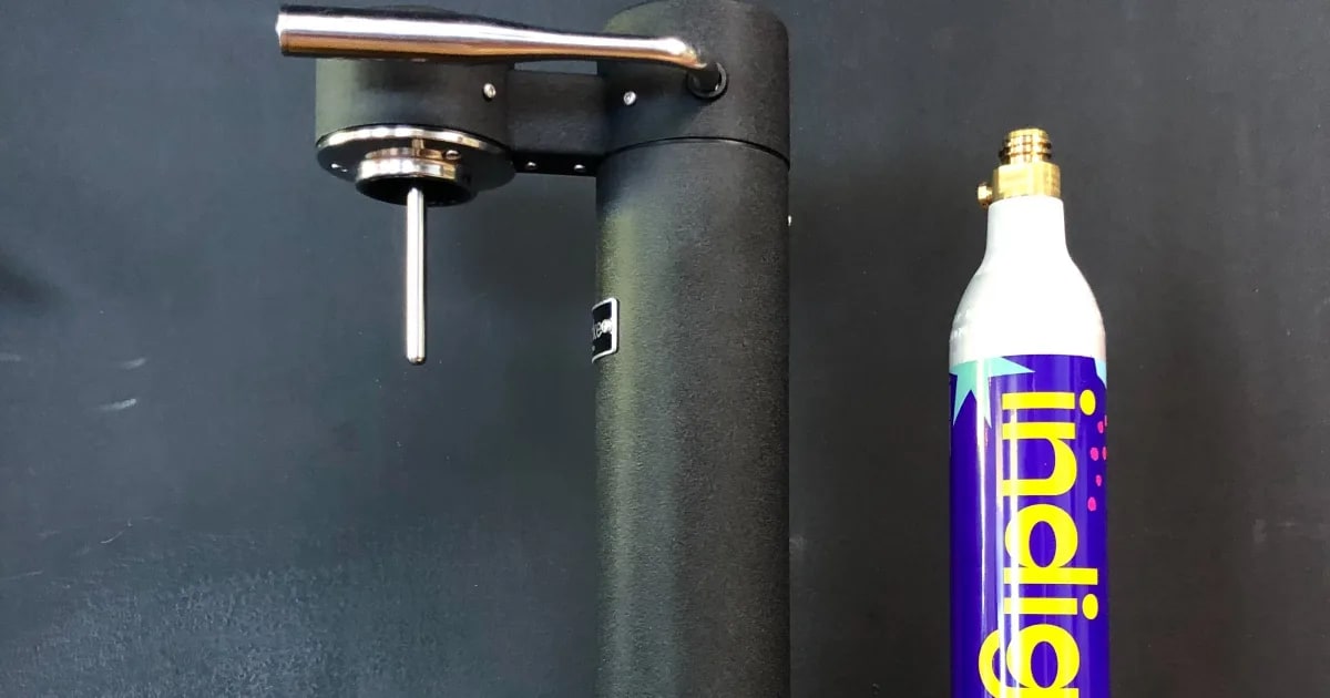 Gagnez une machine à faire de l'eau pétillante + 2 cylindre de CO2 ...