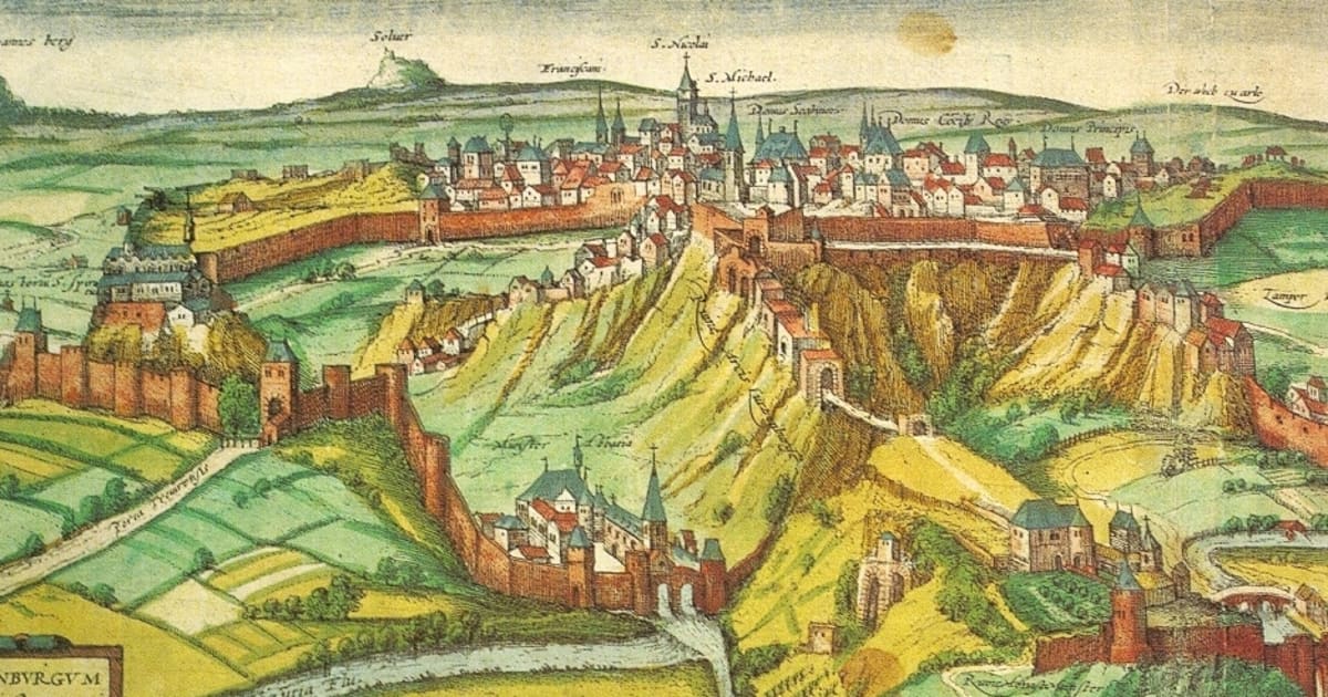What do you know about the political life in the capital of the Duchy ...
