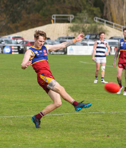 Football Senior - Dusties Vs. NNG - 27.05.2023