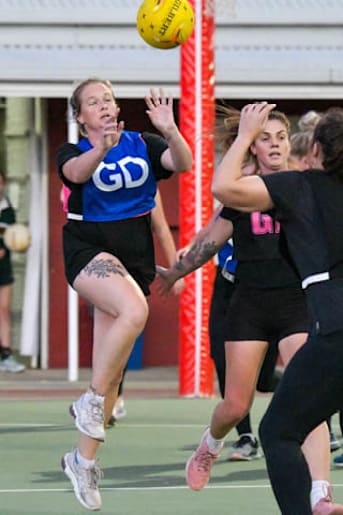 Netball Monday Night Grand Finals - Goal Den Vs. Garfield Stars Gold ...