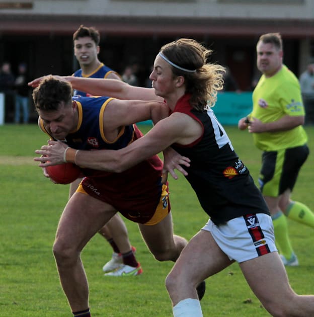 Top six on offer for Dusties