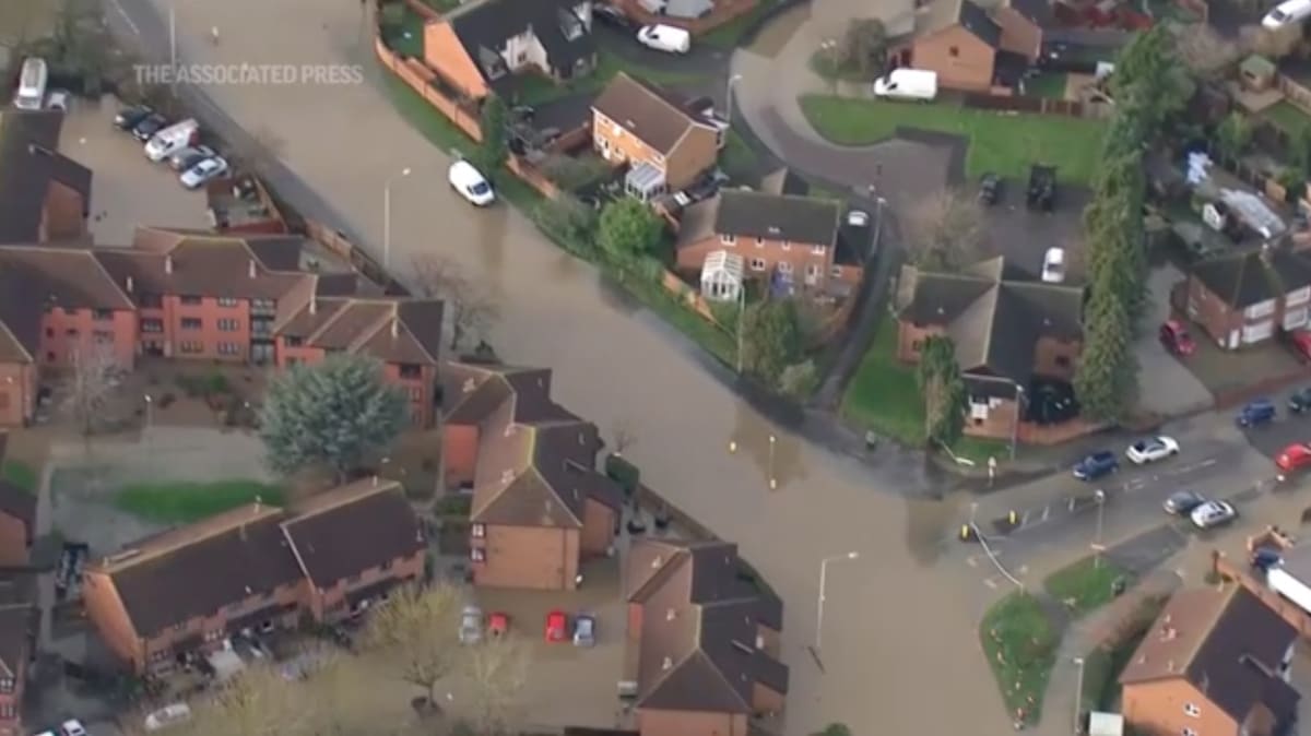 Heavy flooding swamps Loughborough Heavy flooding swamps Loughborough
