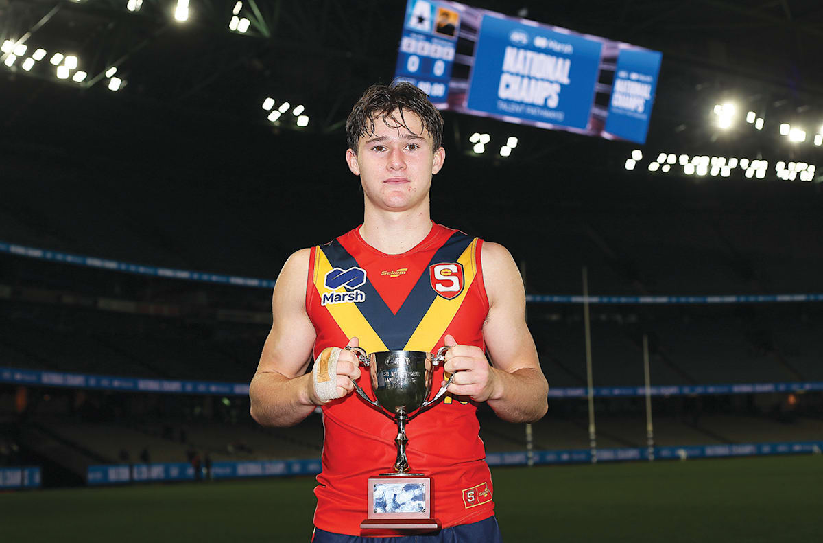 Nikka ella perez on the other hand, IU is quite pretty and