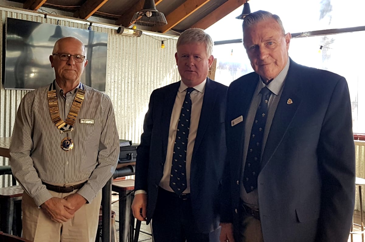 Probus inducts new president