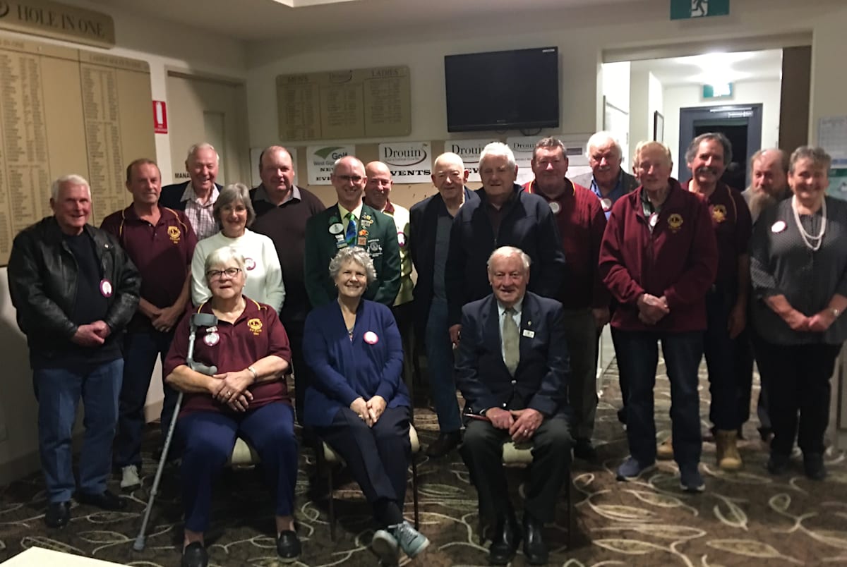 Ron Cottier leads Drouin Lions