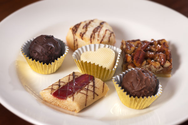 Holiday Tea at the Williamsburg Inn in Colonial Williamsburg - reserve ...