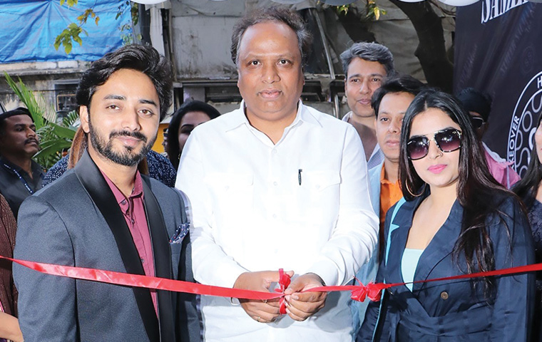 Ashish Shelar unveils Sameer Salmani’s salon - StyleSpeak