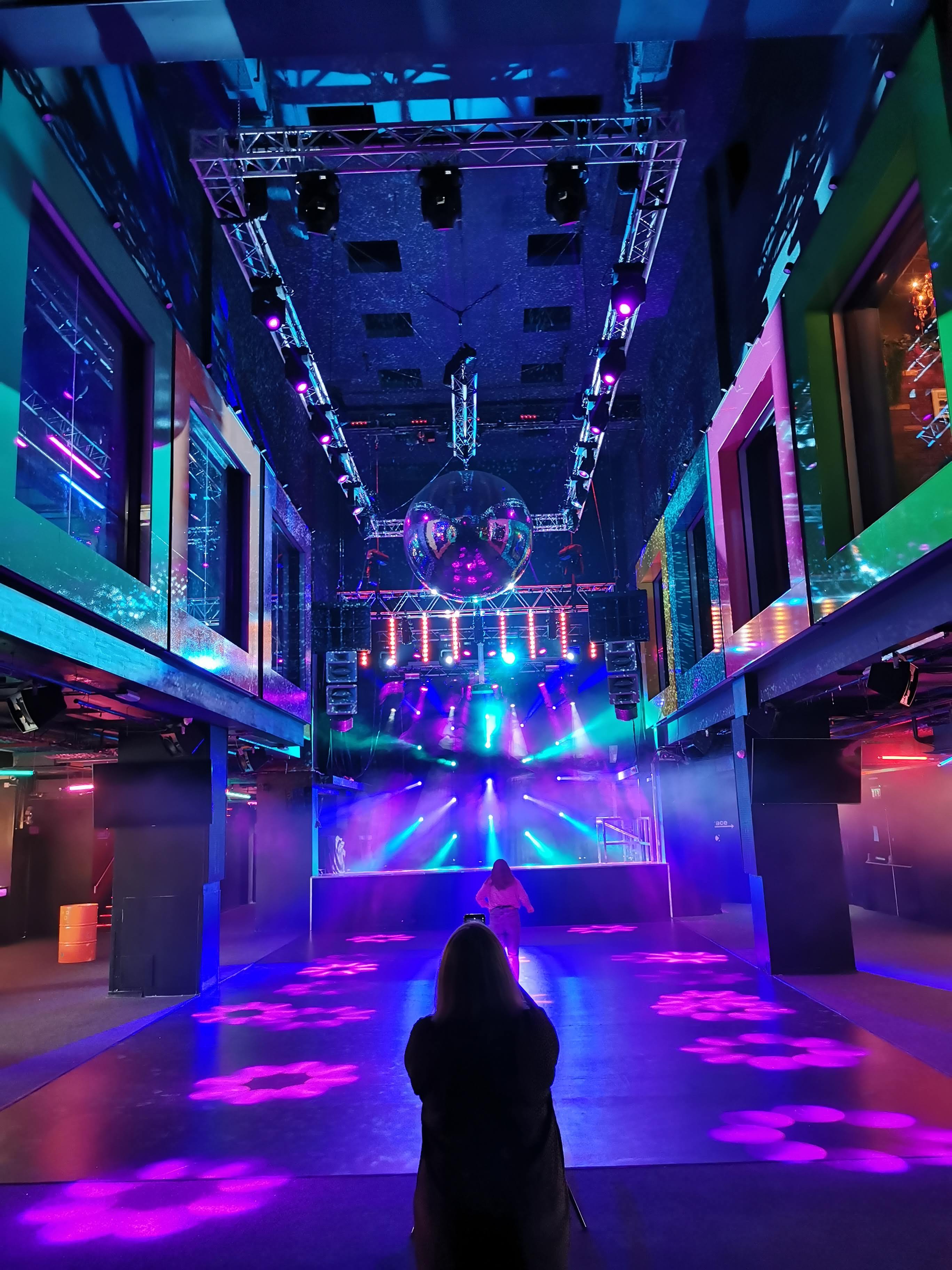 Design & Pre-Visualisation Portfolio | Conor Biddle Lighting Design