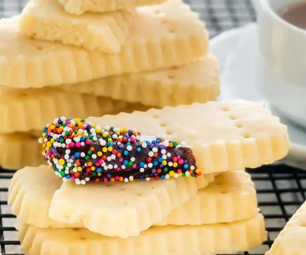 Cookr. AI Powered recipe search.