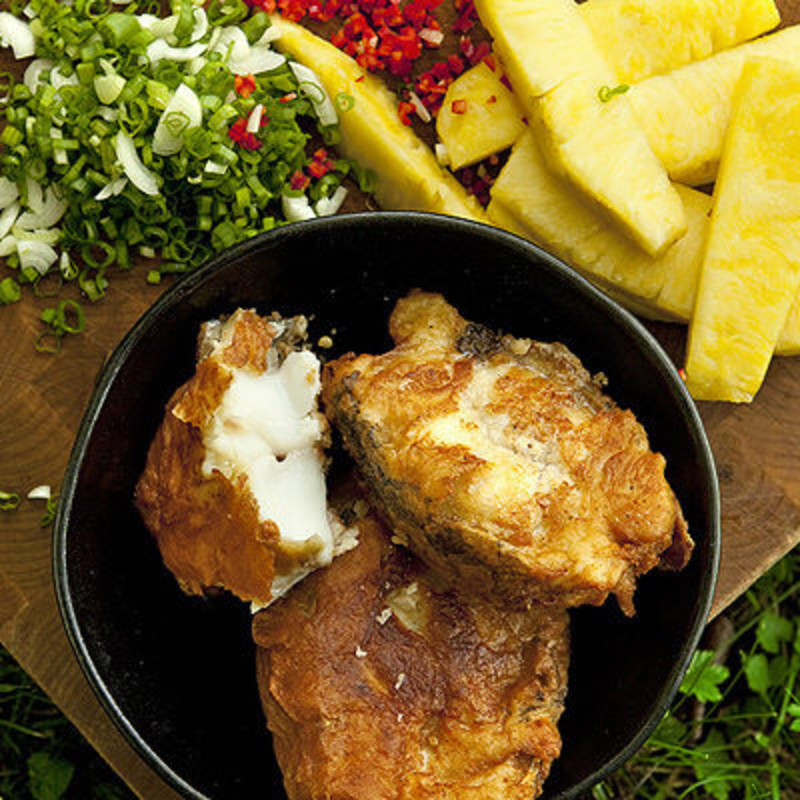 Friterad fisk med ananassalsa | Recept - Coop