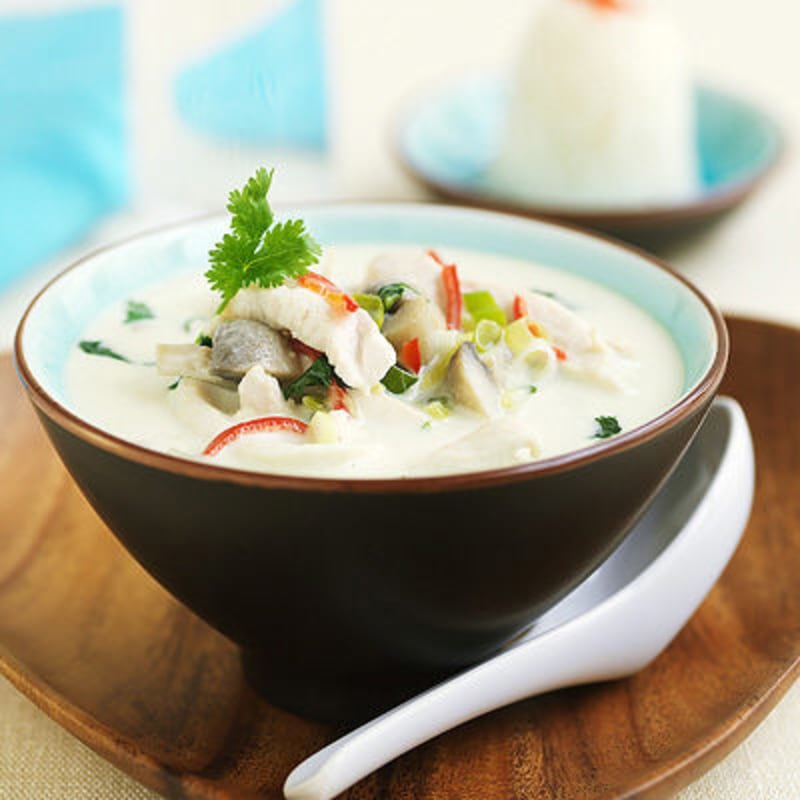 Thailändsk kycklingsoppa | Recept | Coop