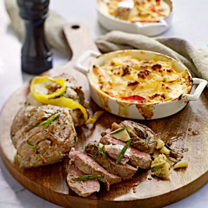 Lammrostbiff med grekisk potatisgratäng | Recept - Coop