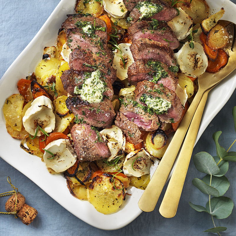 Lammytterfilé med örtsmör, rostade rotfrukter och chèvre | Recept | Coop