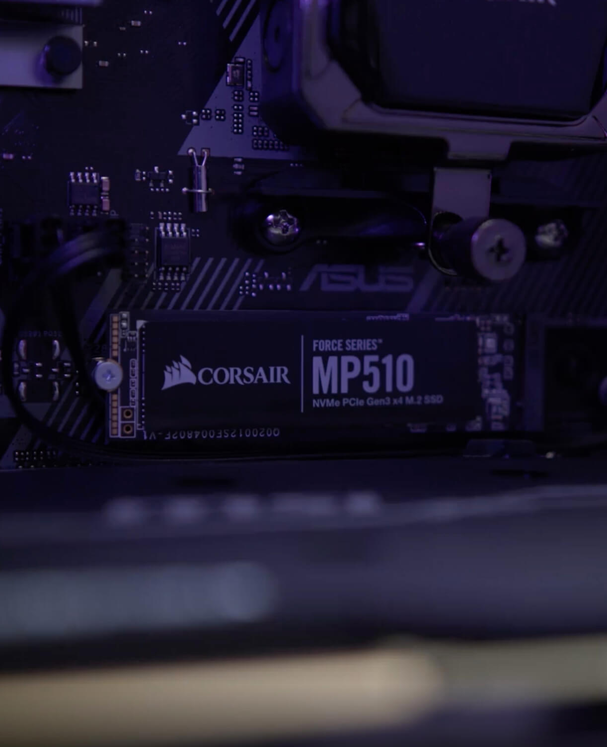 CORSAIR VENGEANCE a4100 Gaming PC