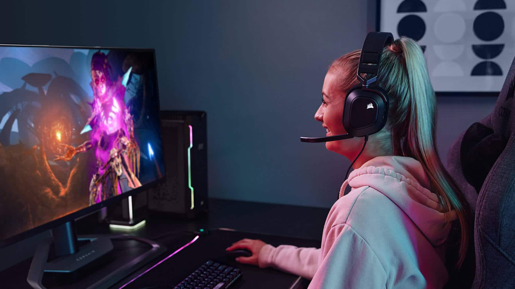 HS80 RGB USB Wired Gaming Headset — Carbon