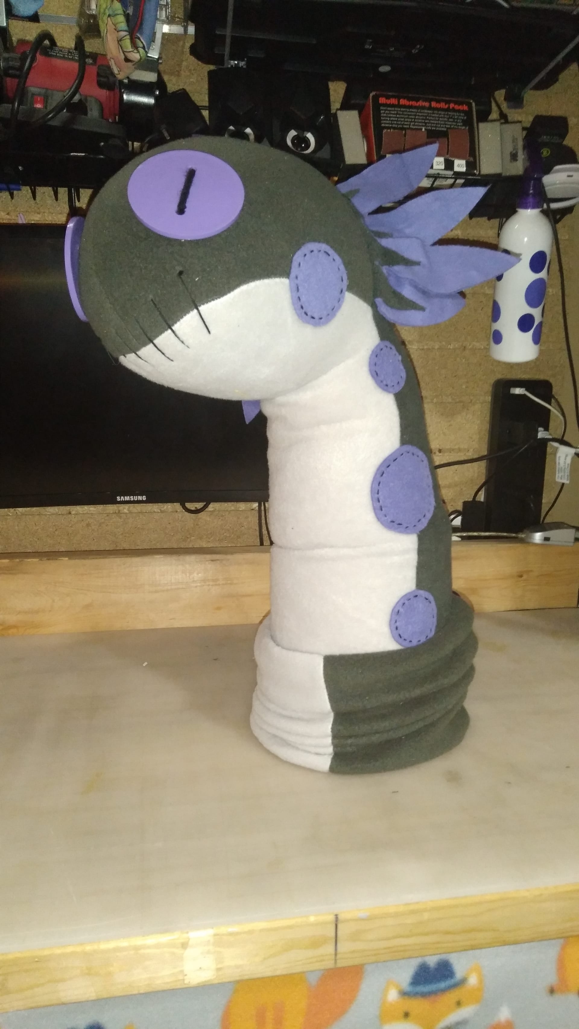 wiggler from monster hunter world Accessory - Coscove