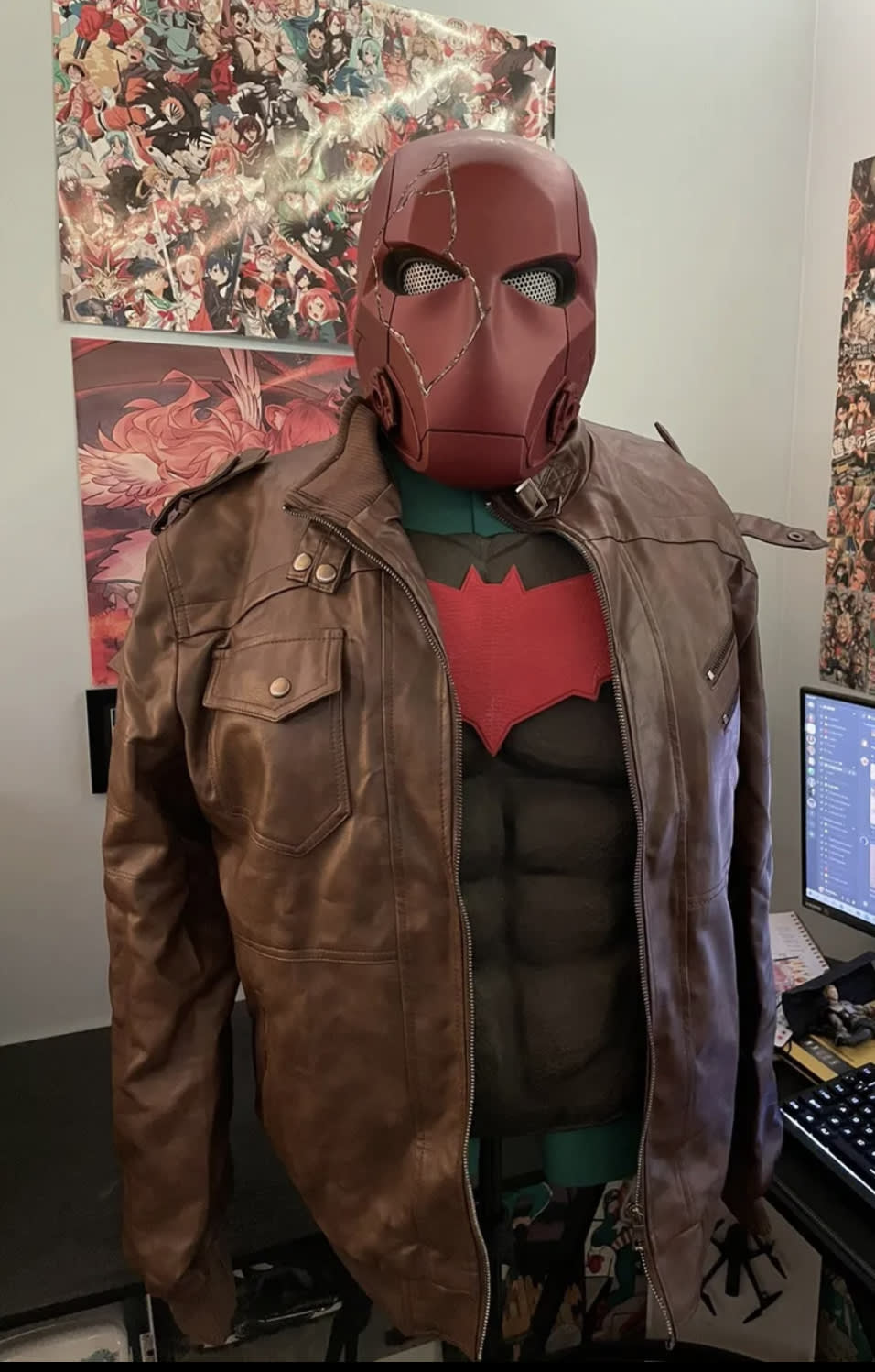 Red Hood from DC Universe Costume - Coscove