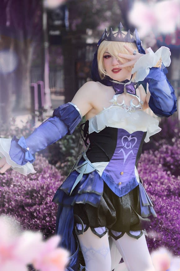 Ein Sommernachtstraum Fischl from Genshin Impact Costume - Coscove