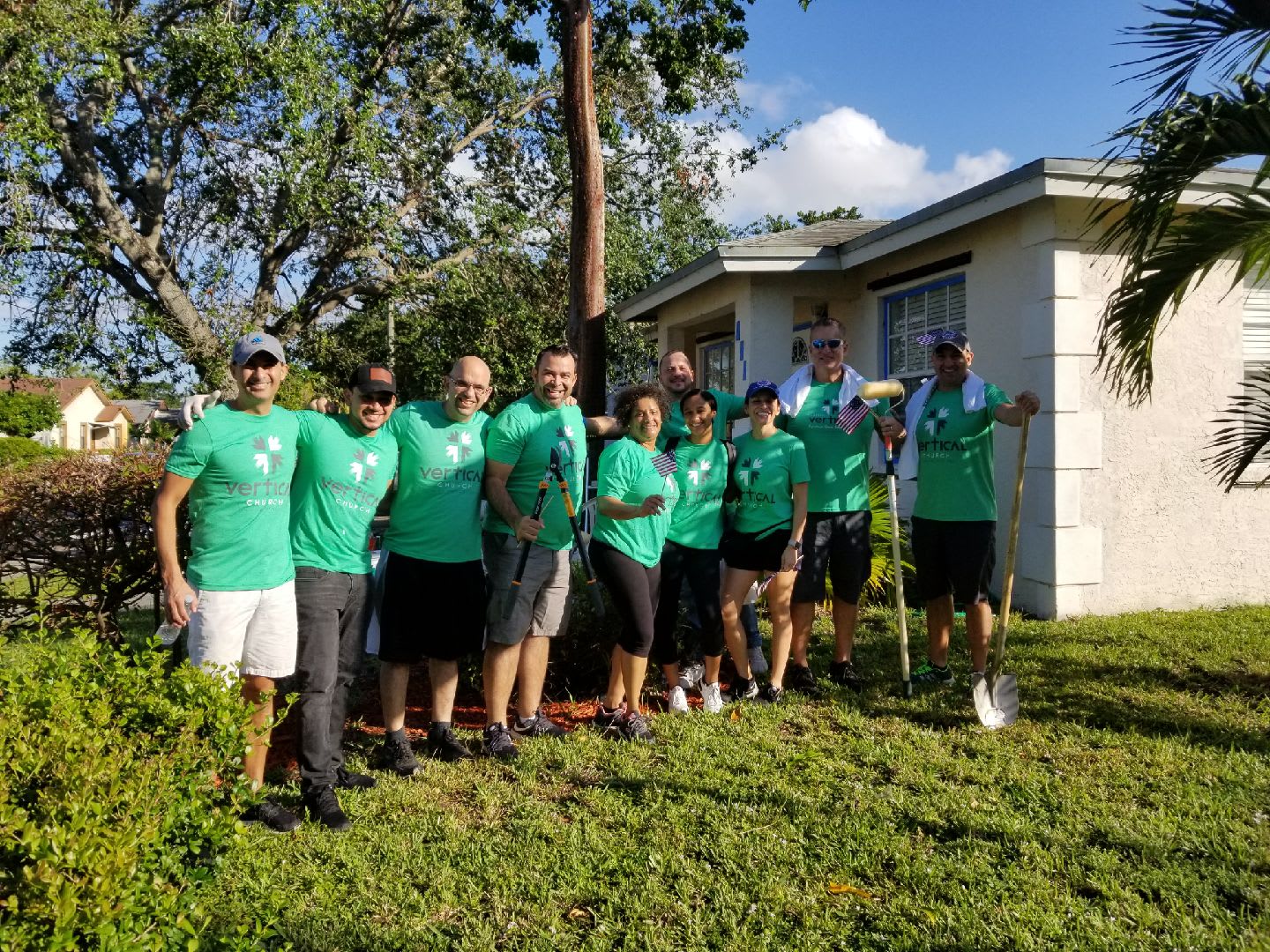 Vertical Church volunteers at the Dania Beach Community re-vitalization ...