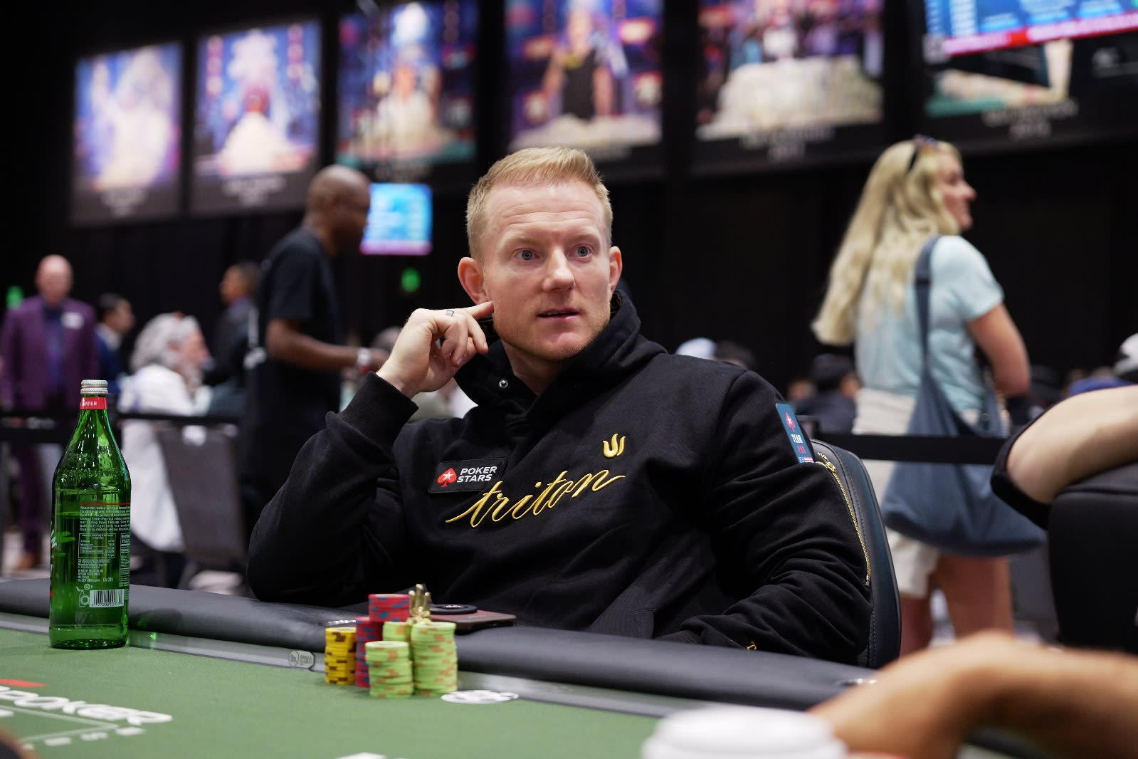 Jason Koon lidera y Joao Simao fue el mejor latino del US$50K High Roller