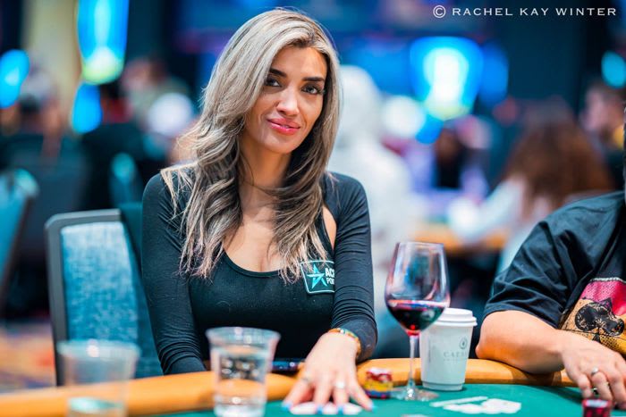 Robbi Jade Lew Reaparece En Cámara En Un Reality Show - CodigoPoker