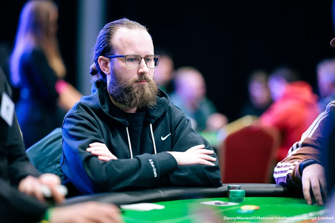 Marcelo Bonanata lidera la Armada Latina en el Irish Poker Open