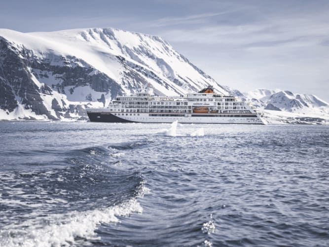 HANSEATIC nature Kreuzfahrten, Deckplan und Schiffsbewertungen