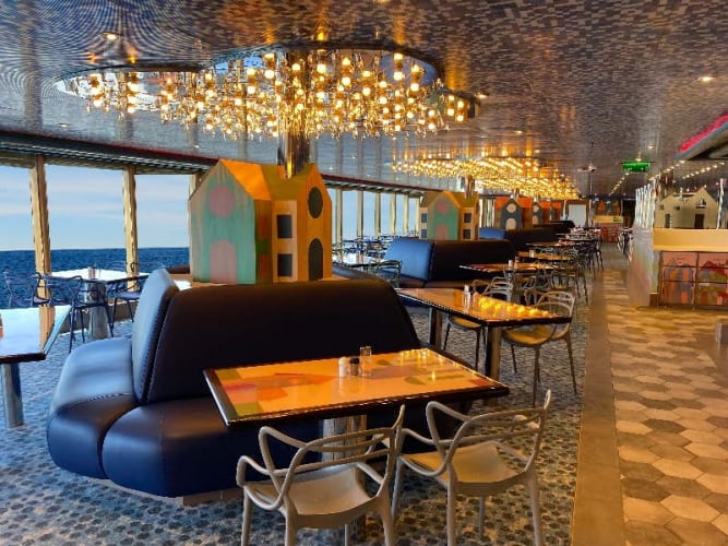 Carnival Luminosa Kreuzfahrten, Schiffsbewertungen und Deckplan