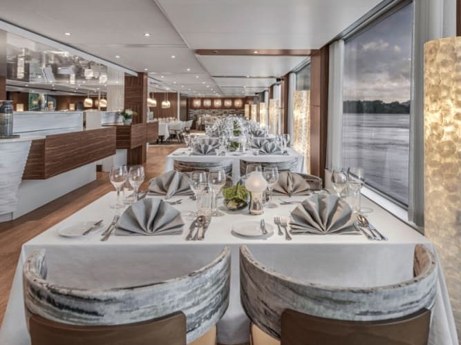 Amadeus Queen river cruises, deck plan and ship reviews