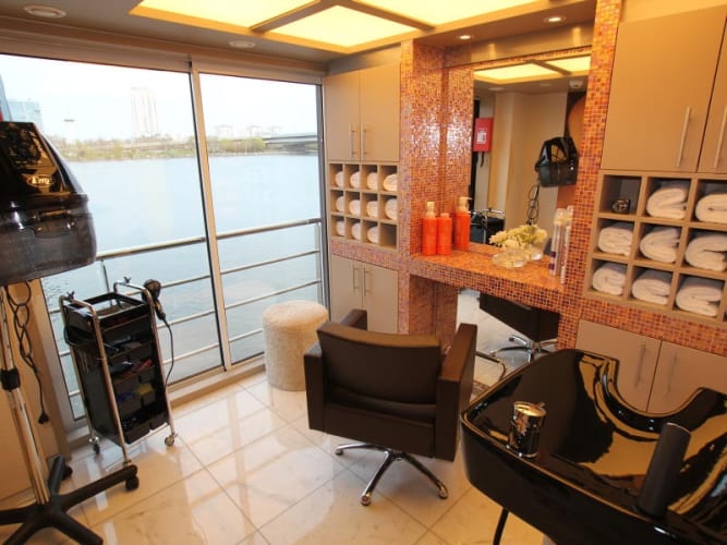 AmaReina river cruises, deck plan and ship reviews