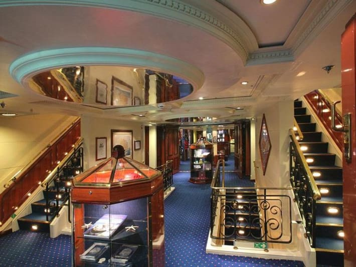 Cruise met Royal Clipper | Zeetours Cruises