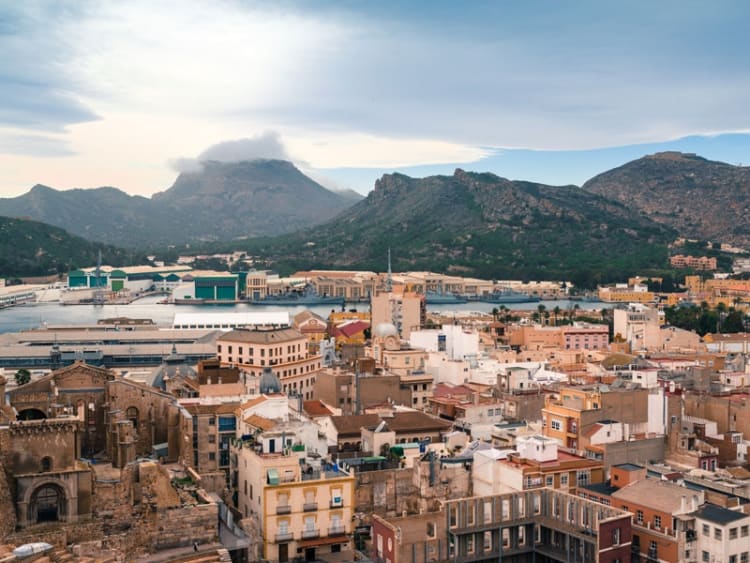 Westelijke Middellandse Zee Cruisereizen - cruise aan boord van de Le ...