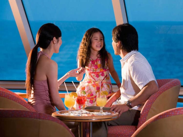 Rhapsody of the Seas Kreuzfahrten, Deckplan und Schiffsbewertungen