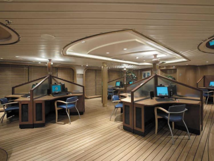 Vision of the Seas Kreuzfahrten, Bewertungen und Deckplan