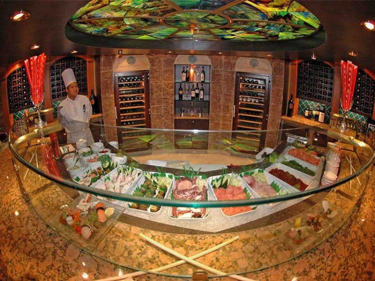 Ruby Princess Kreuzfahrten, Deckplan und Schiffsbewertungen