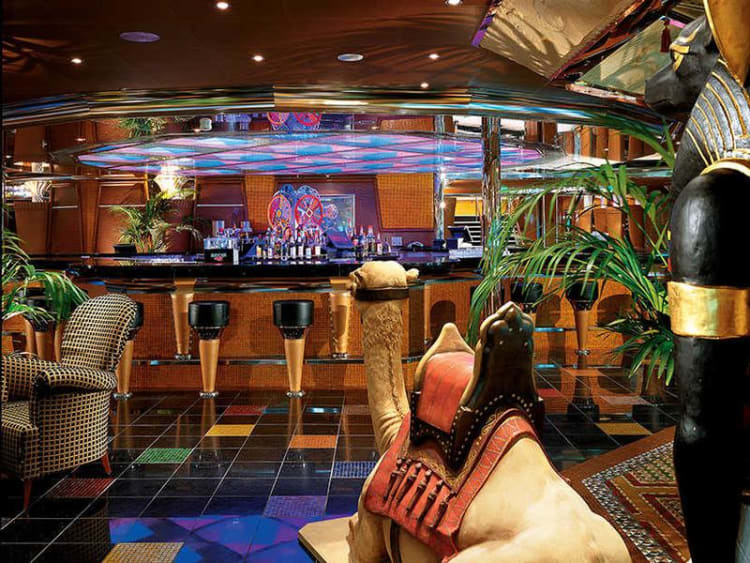 Carnival Glory - Informatie en alle aanbiedingen | Cruise Travel