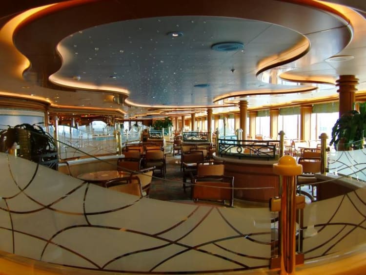 Ruby Princess Kreuzfahrten, Deckplan und Schiffsbewertungen