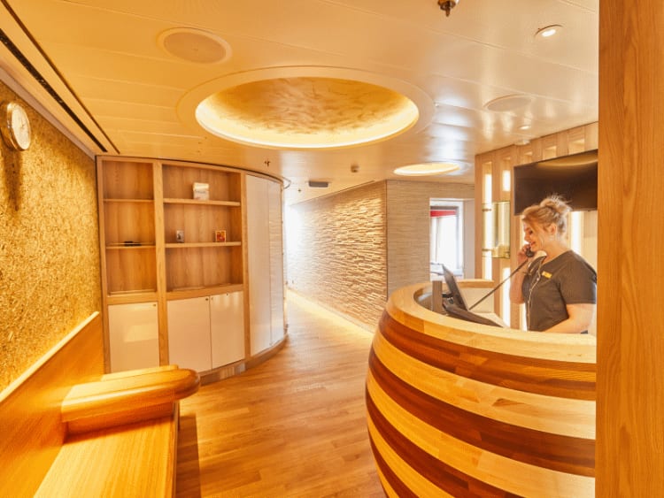 HANSEATIC nature Kreuzfahrten, Deckplan und Schiffsbewertungen