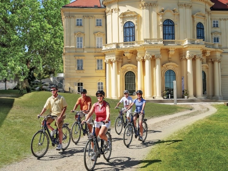 AmaViola Flusskreuzfahrten, Schiffsbewertungen und Deckplan