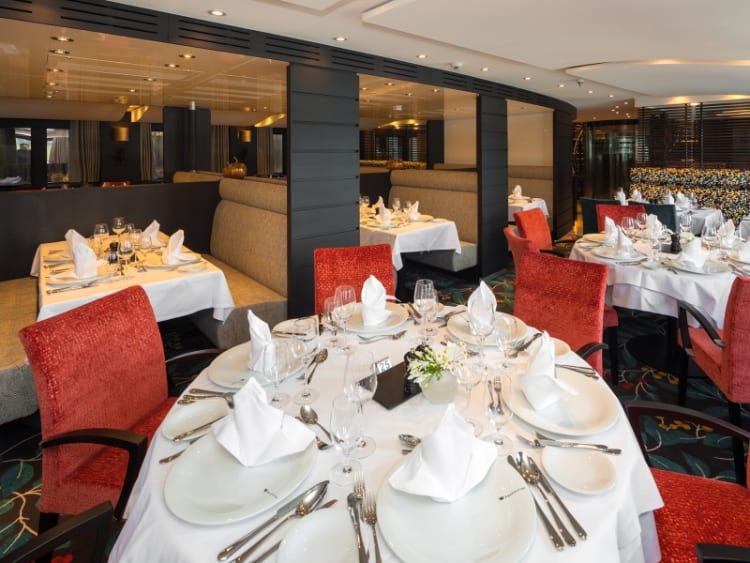 AmaSiena rivier cruises, scheepsbeoordelingen en dekkenplan.