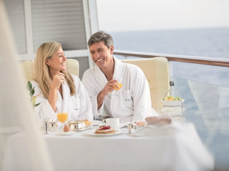 MS EUROPA - Informatie en alle aanbiedingen | Cruise Travel