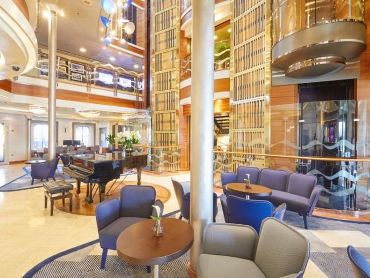 MS EUROPA - Informatie en alle aanbiedingen | Cruise Travel