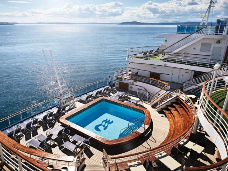 Ruby Princess Kreuzfahrten, Deckplan und Schiffsbewertungen
