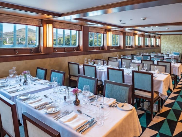 MS Douro Queen Flusskreuzfahrten, Bewertungen und Deckplan